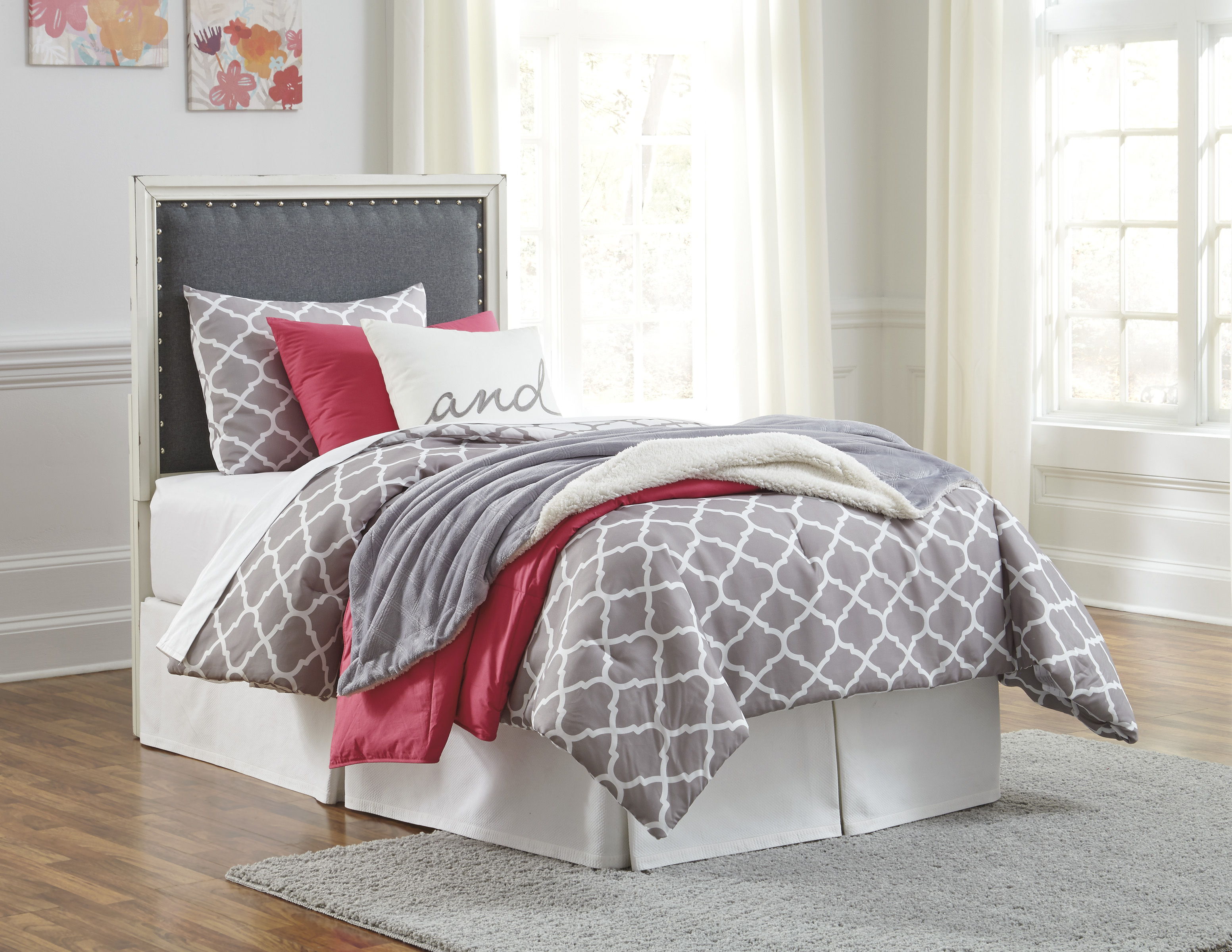 B485-53 ASHLEY FURNITURE