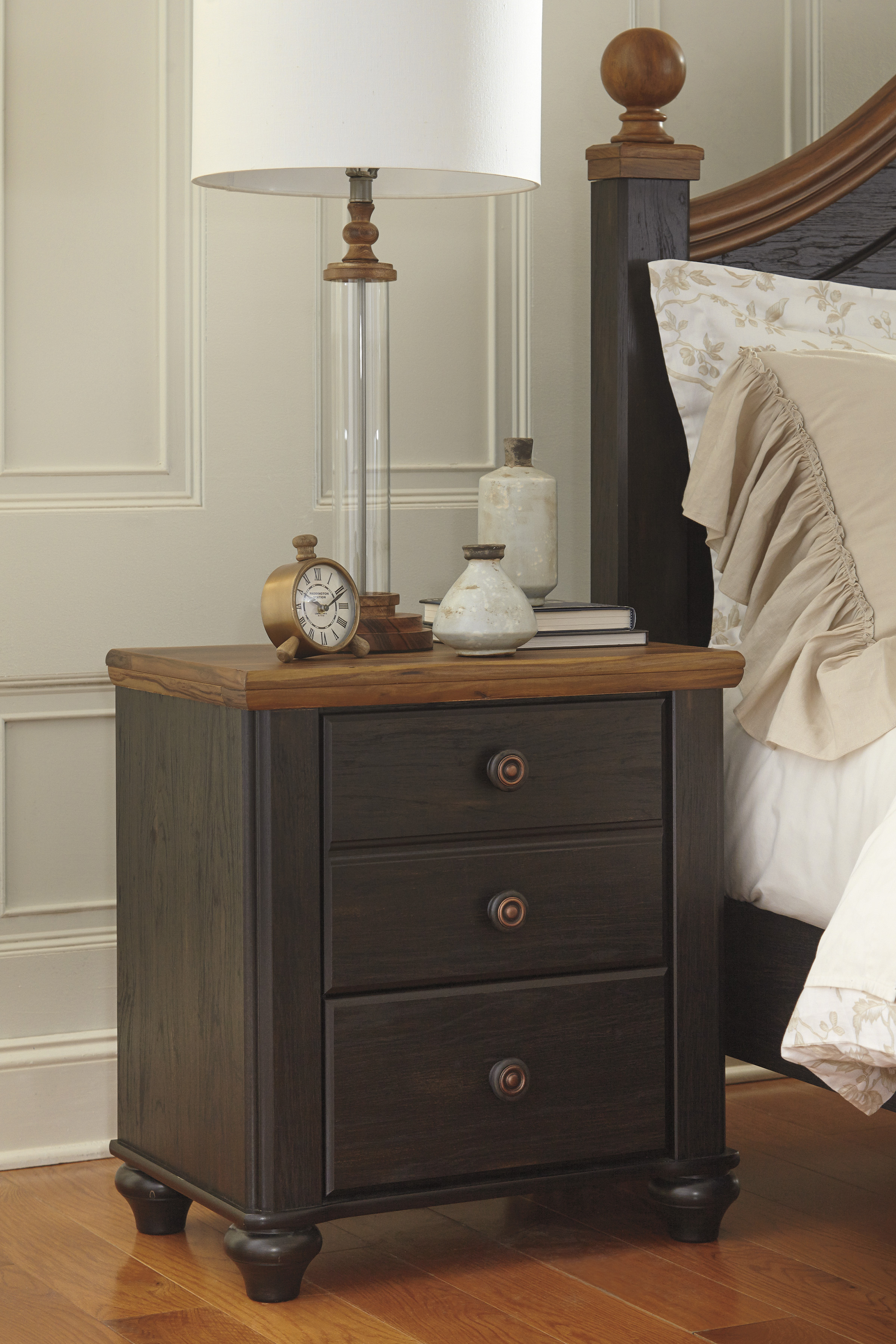 B220-92 ASHLEY FURNITURE