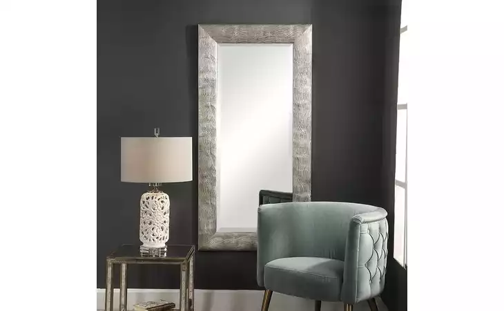 09447 UTTERMOST FURNITURE