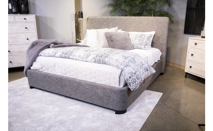 B782-082 ASHLEY FURNITURE